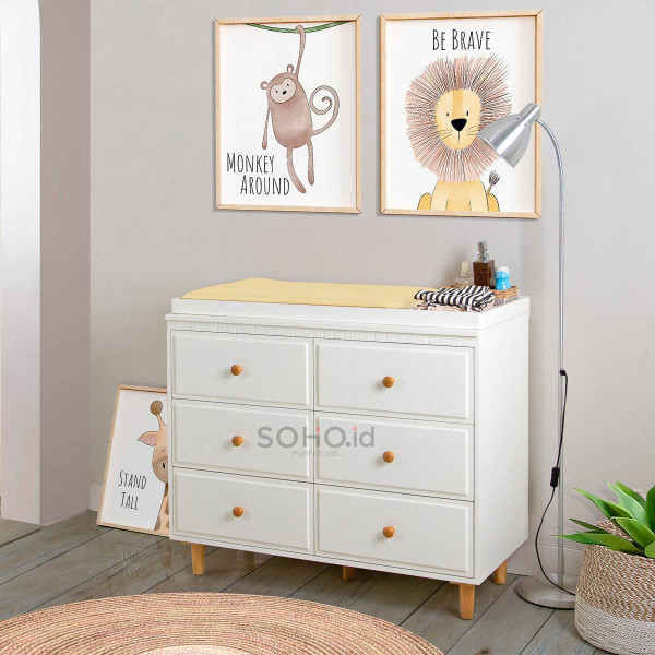 Baby Tafel - Ellis Changing Table